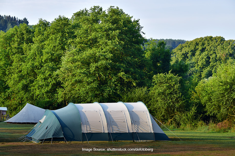6 Jenis Tenda Terbaik yang Bisa Lo Gunakan untuk Berkemah | SUPERLIVE