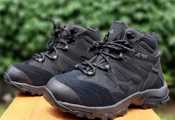 Rekomendasi Sepatu Gunung Terbaik dari Brand Lokal, Nggak Kalah dari ...