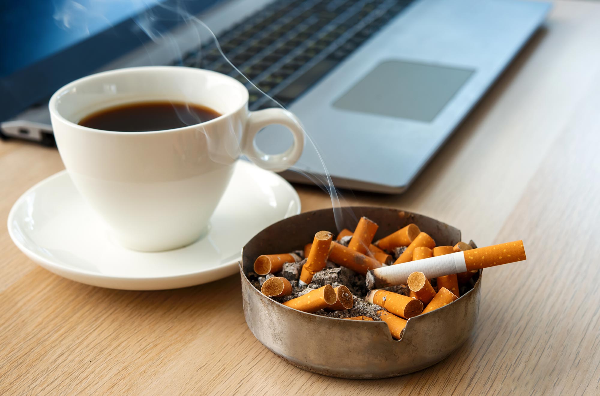 Kafein dan Nikotin: Memahami Hubungan antara Espresso dan Rokok | SUPERLIVE