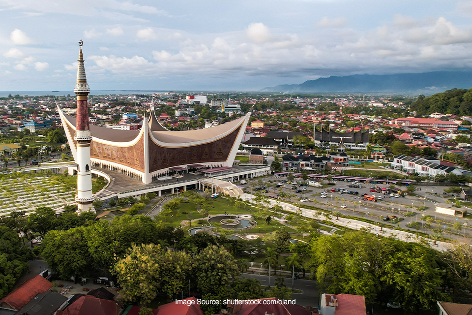 6 Masjid Unik di Indonesia Paling Populer | SUPERLIVE
