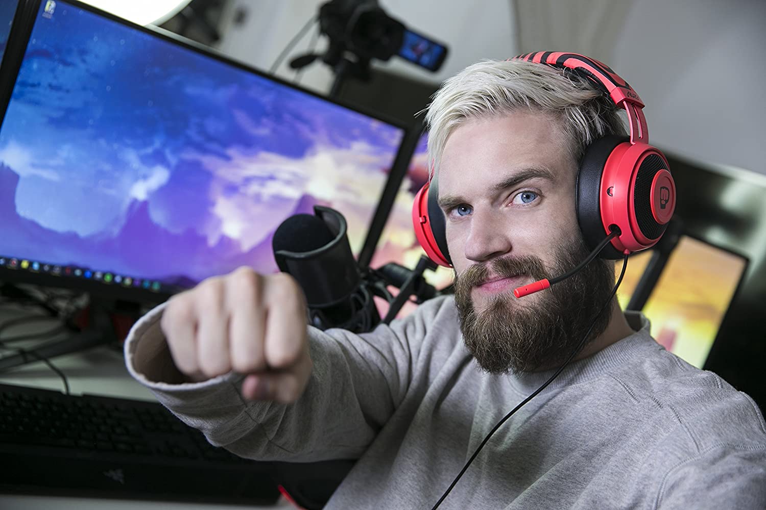 PERJALANAN PEWDIEPIE, YOUTUBER GAMING PERTAMA YANG SUKSES RAIH 100 JUTA ...