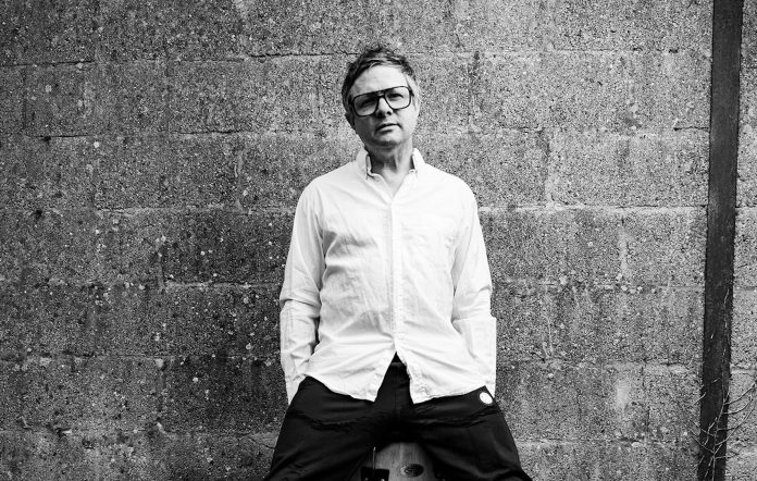 Alan Leach Ex Shed Seven Umumkan Album Debut Solonya | SUPERLIVE