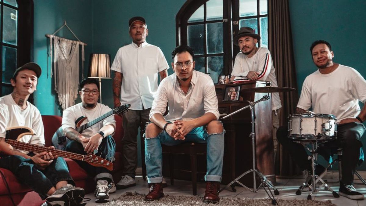 St Loco Mulai Era Baru Lewat “Akhir Setiap Mula | SUPERLIVE