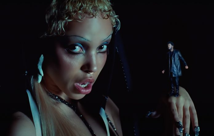 FKA Twigs dan The Weeknd Lepas Video Musik Tears In The Club | SUPERLIVE