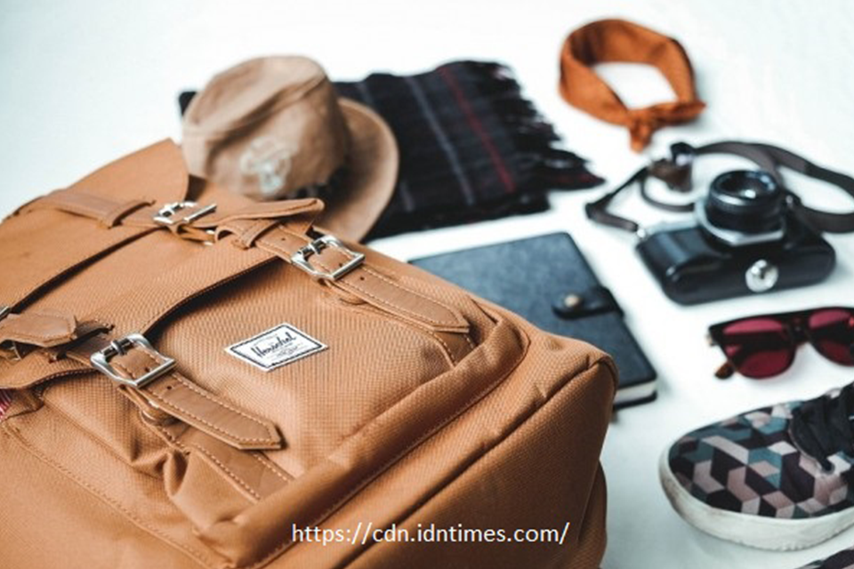 Sebaiknya Ganti 4 Barang Ini Biar Lebih Praktis Saat Traveling! | SUPERLIVE