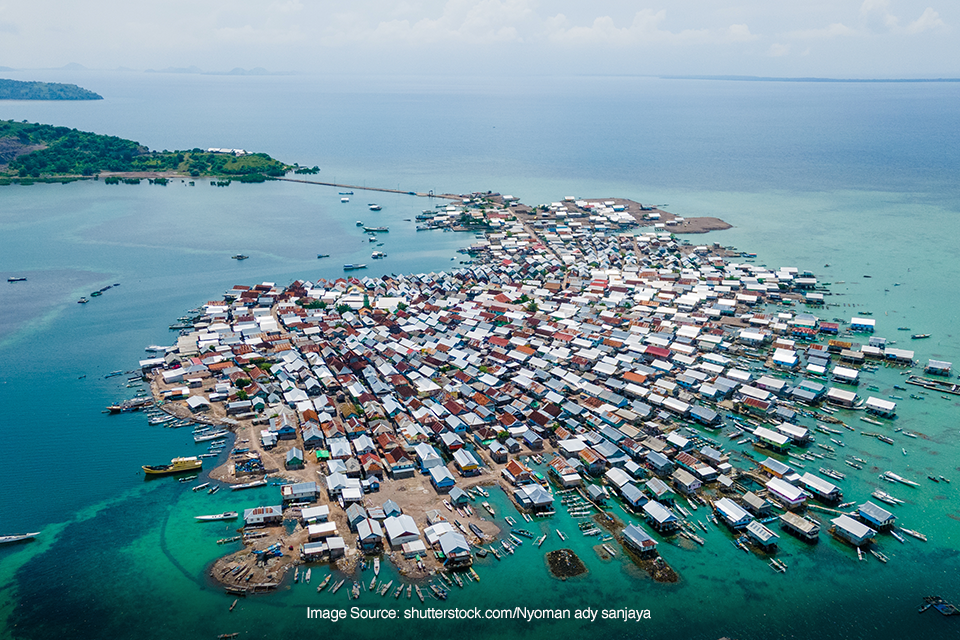 Berkunjung ke Pulau Bungin, Pulau Paling Padat di Indonesia dan Dunia ...
