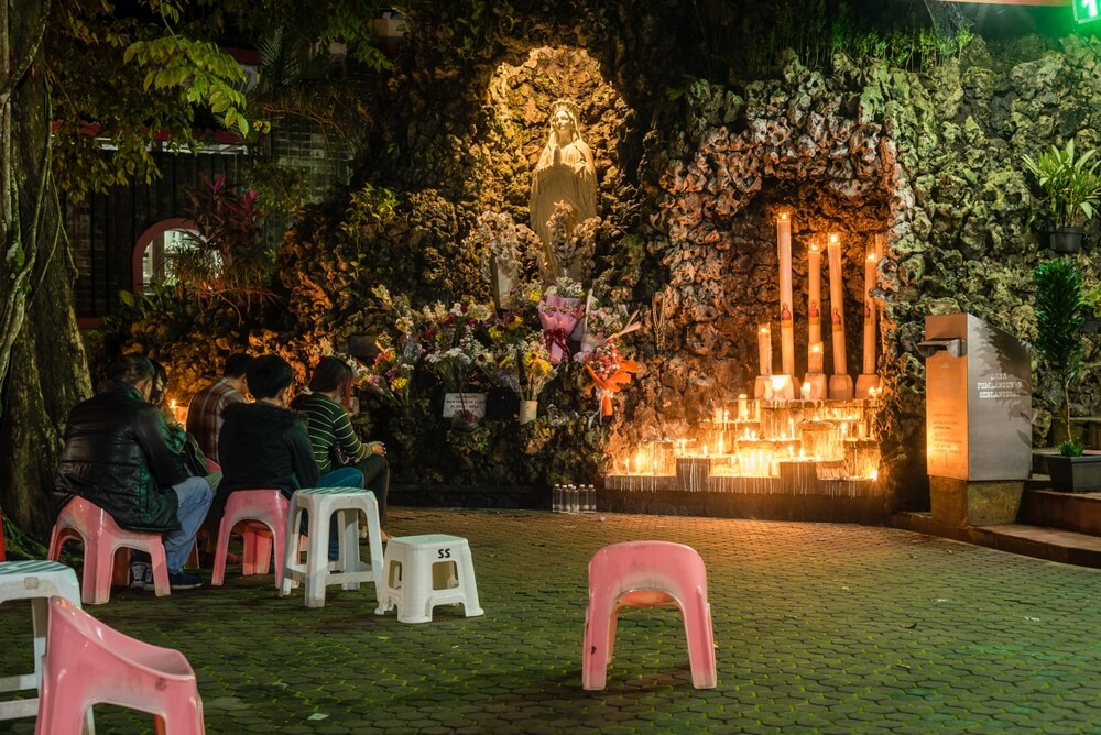 Rekomendasi Goa Maria di Jogja yang Adem dan Tenang | SUPERLIVE