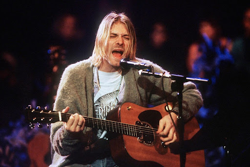 Instrumen Musik Termahal di Dunia: Gitar Kurt Cobain hingga Piano John ...