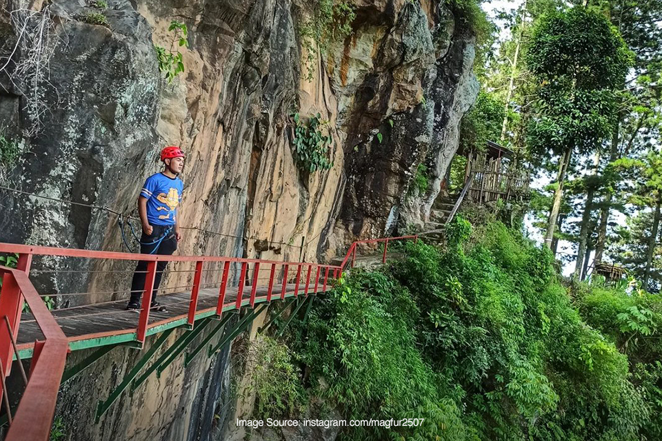Menguji Adrenalin Sambil Menikmati Pemandangan Gunung Merbabu di Gumuk ...