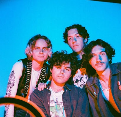 Ultra Q Rilis Single Terbaru Bertajuk I Watched Them Go | SUPERLIVE