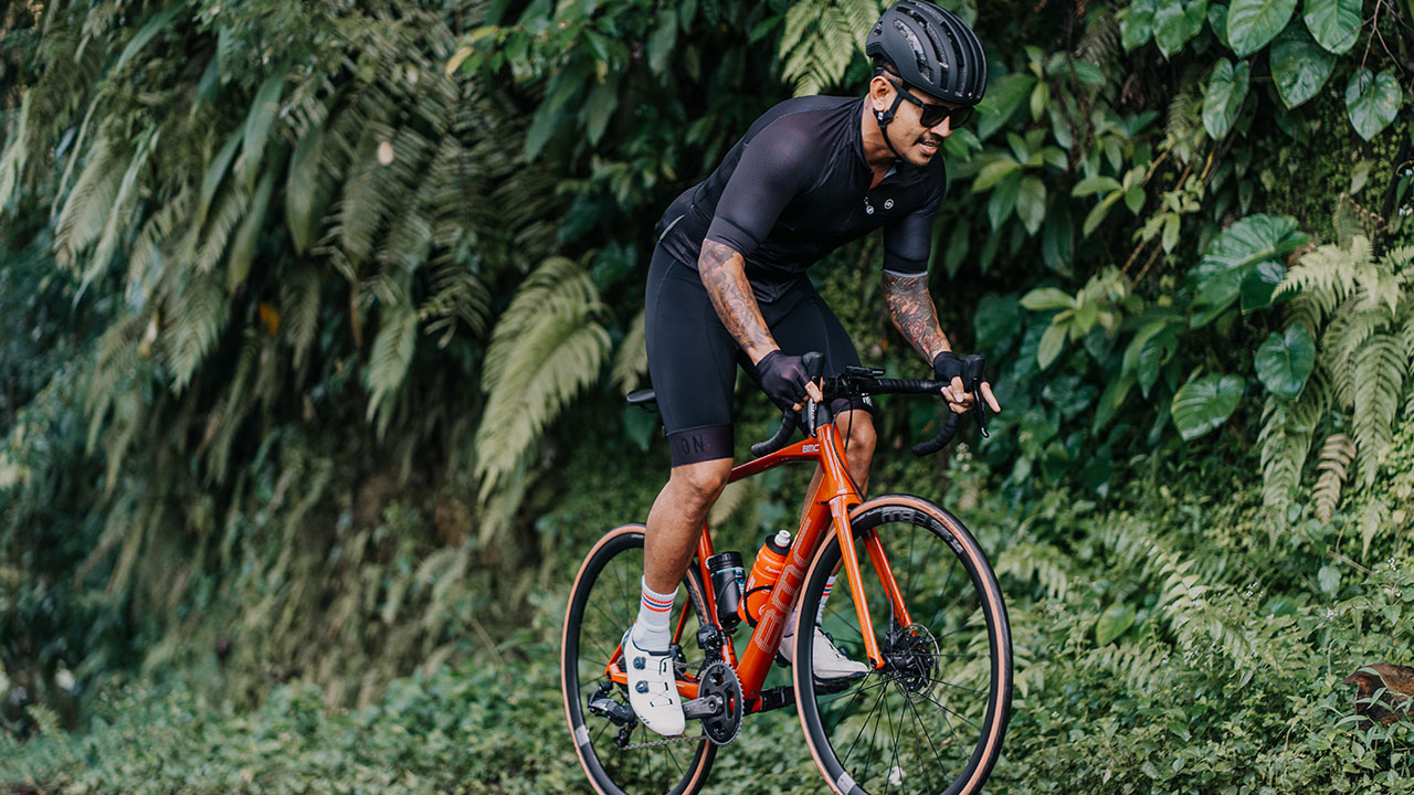 Lebih Baik Naik Sepeda, Bobby Kool Ajak Fans Rajin Gowes! | SUPERLIVE