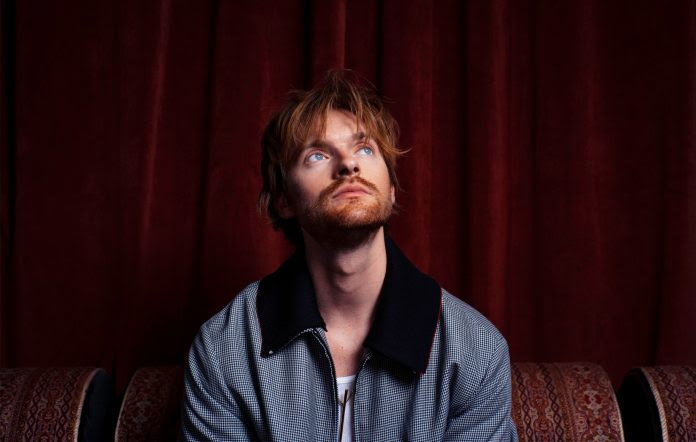 Finneas Umumkan Album Debut dan Rilis Single 'A Concert Six Months From ...