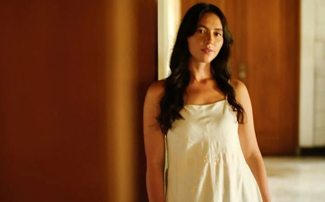 Sandrayati Rilis Album Perdana dari Jauh: Safe Ground | SUPERLIVE