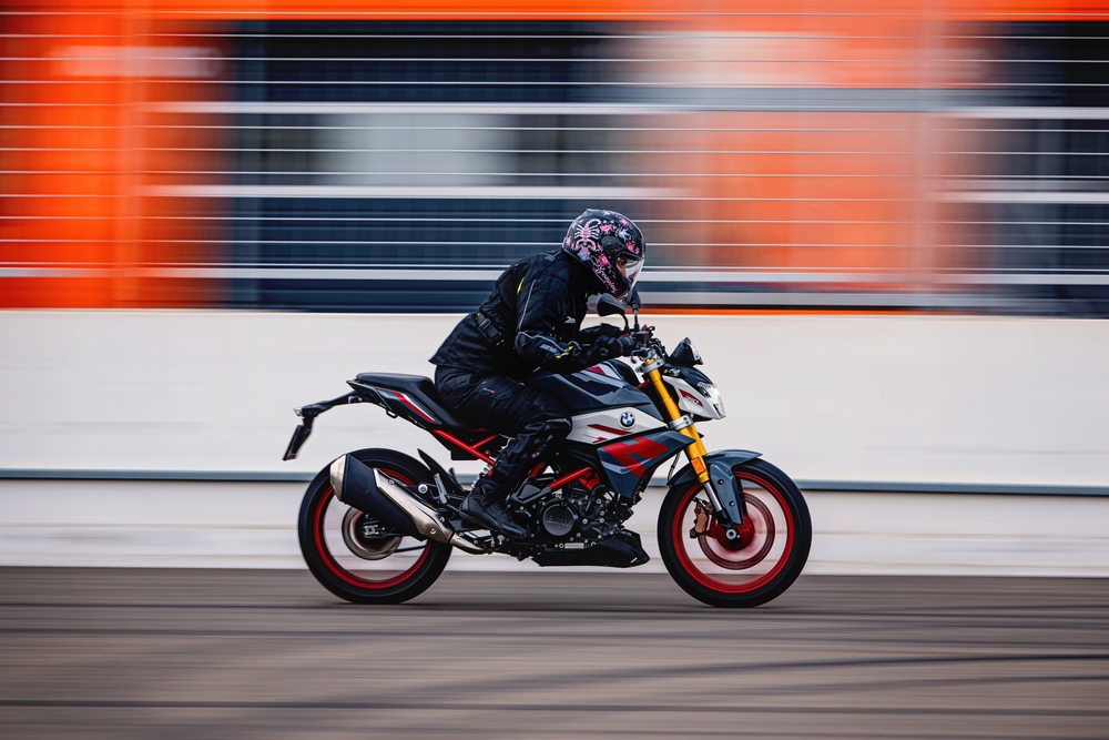 Cara Bikin Performa Kirian Motor Makin Ngebut di Road Race | SUPERLIVE