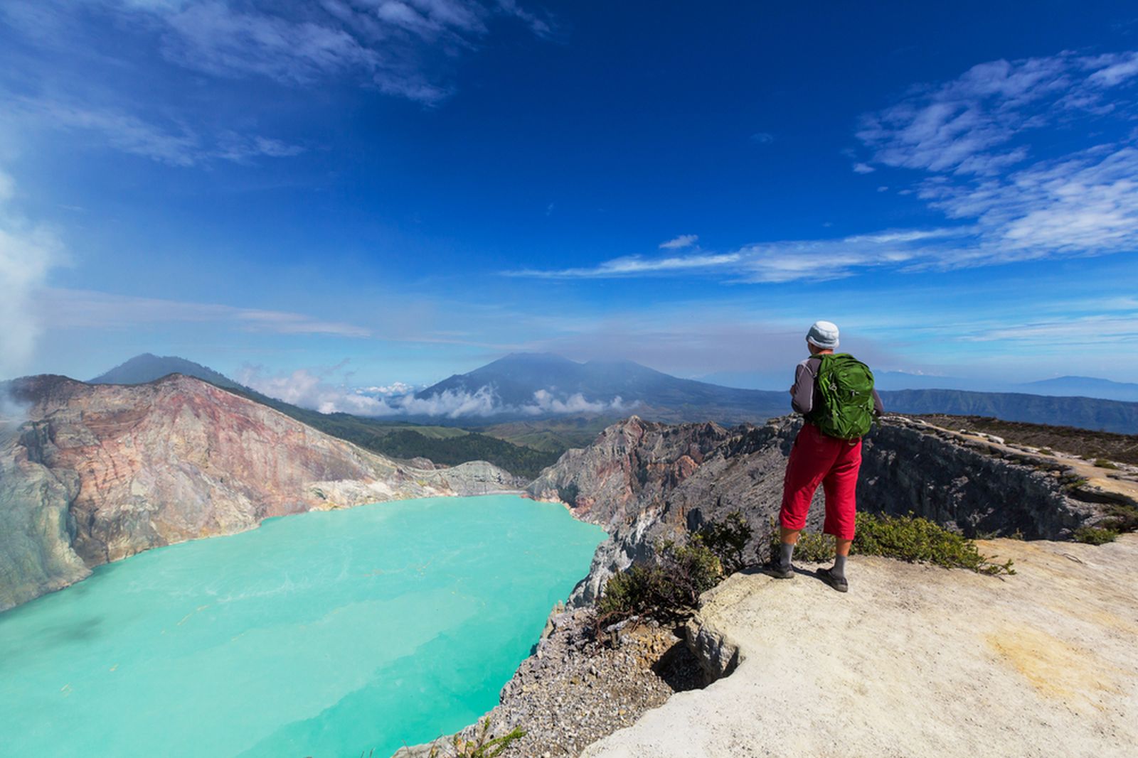 Jalur-jalur Trekking Paling Keren di Negeri Tercinta, Indonesia | SUPERLIVE