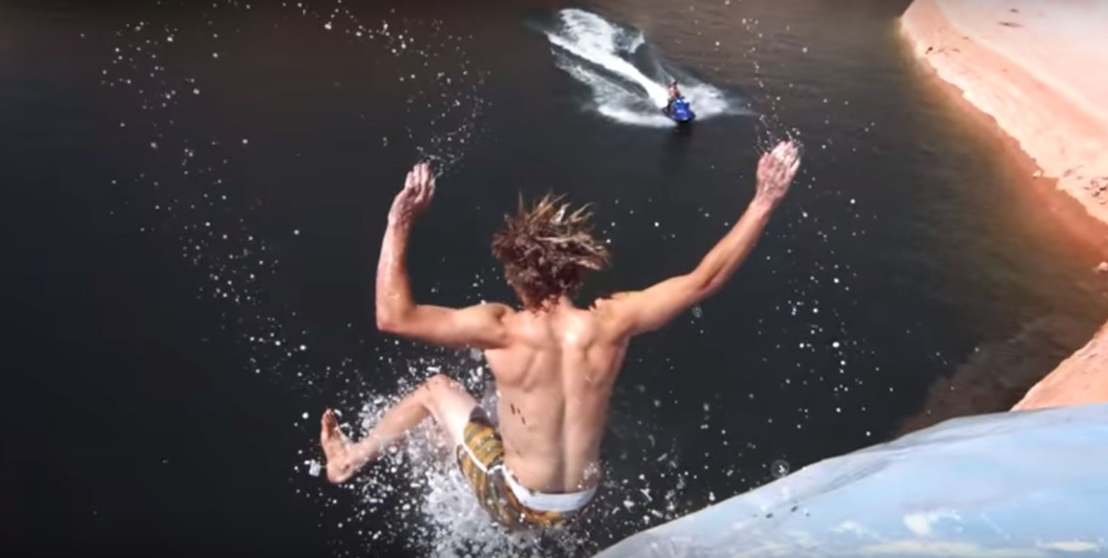 Slide Diving, Cara Bersenang-Senang Anti Mainstream | SUPERLIVE