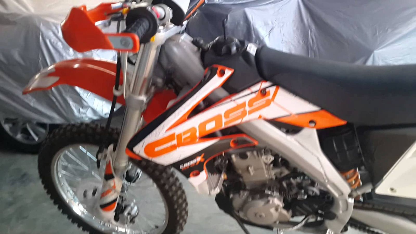 Uji Ketangguhan Motor Adventure Viar 250 cc Dites di Hambalang | SUPERLIVE