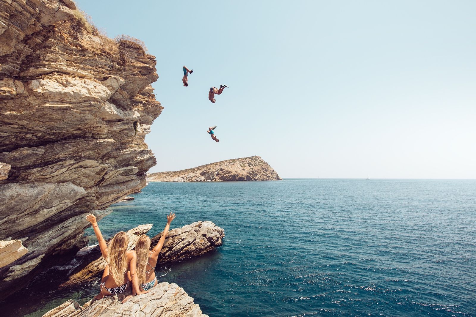 Ini Nih 4 Spot Clif Jumping Paling Ekstrim di Indonesia yang Wajib Lo ...