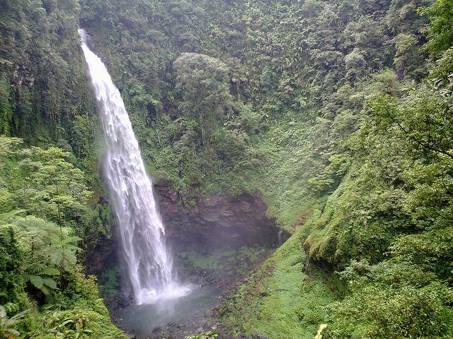Curug Cipendok, Spot Petualangan Yang Penuh Keindahan Dan Legenda Di ...