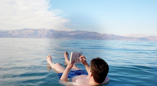 7 Fakta Unik Seputar Laut Mati yang Perlu Lo Ketahui Bro! | SUPERLIVE