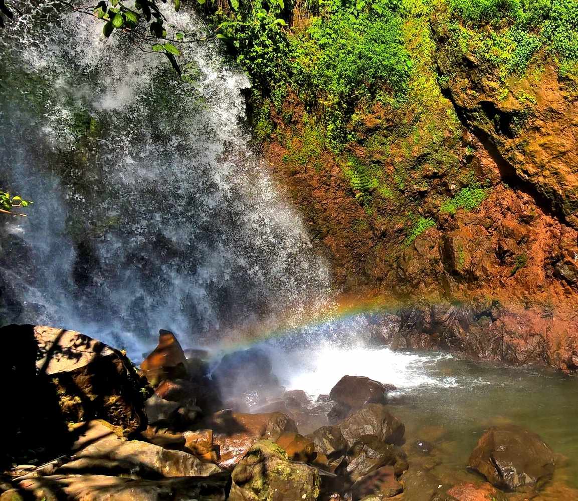 Destinasi Alam Curug Ciherang Bogor, Buat Lo yang Hobi Fotografi ...
