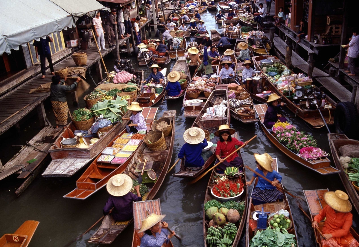 Ternyata Ini Merupakan 4 Floating Market di Asia yang Patut Untuk Lo ...
