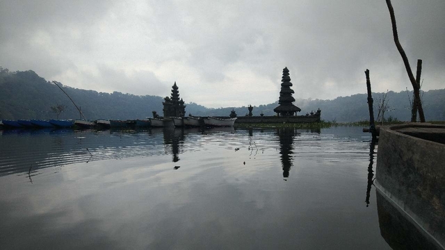 Wisata Pulau Bali: 5 Daya Tarik dari Danau Tamblingan yang Perlu untuk ...