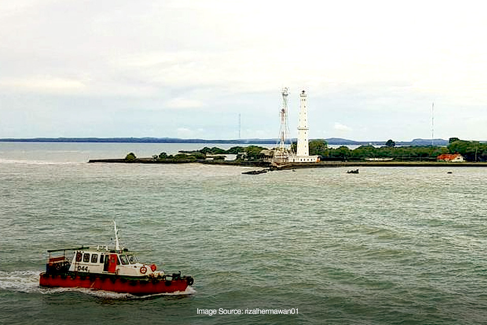 Mampir ke Pulau Karang Jamuang Perempuan Dilarang Menginap, Kenapa Ya ...