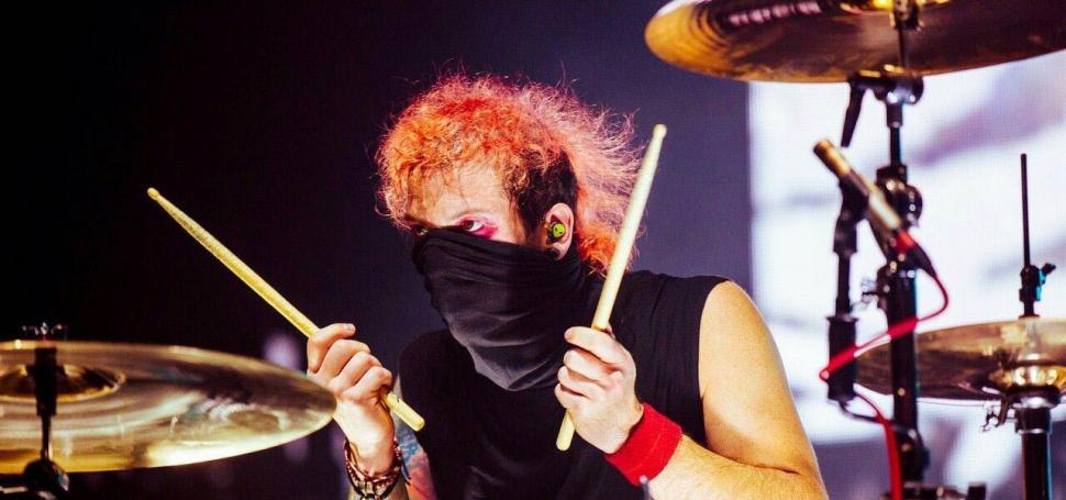 Pentingnya In-Ear-Monitor Bagi Drummer | SUPERLIVE