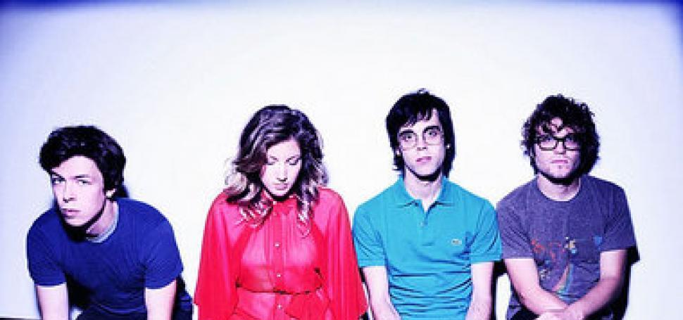 Ra Ra Riot Sambut Album Baru dengan Single 'Flowers' | SUPERLIVE