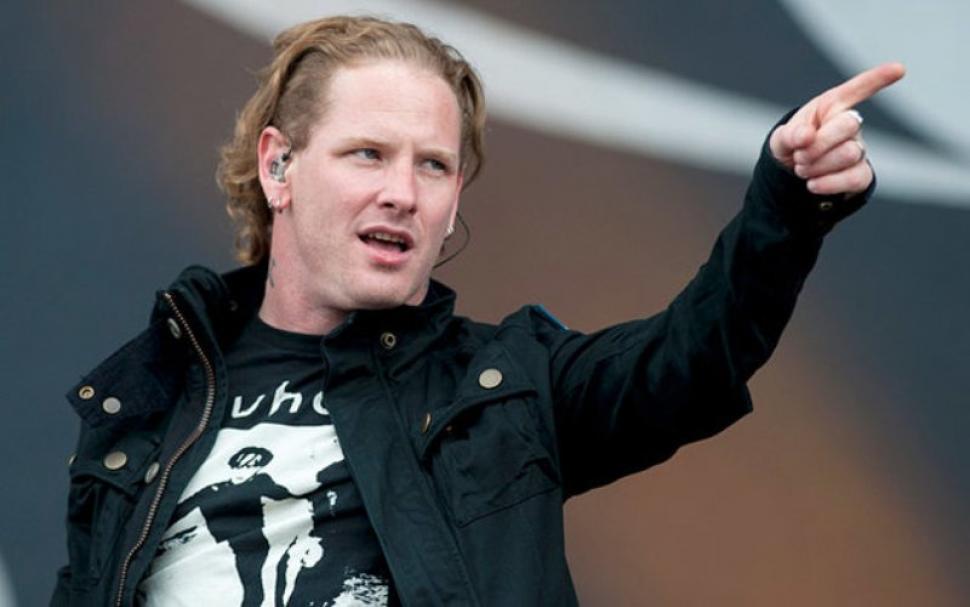 Corey Taylor Rampungkan Penggarapan Album Solo Pertama | SUPERLIVE
