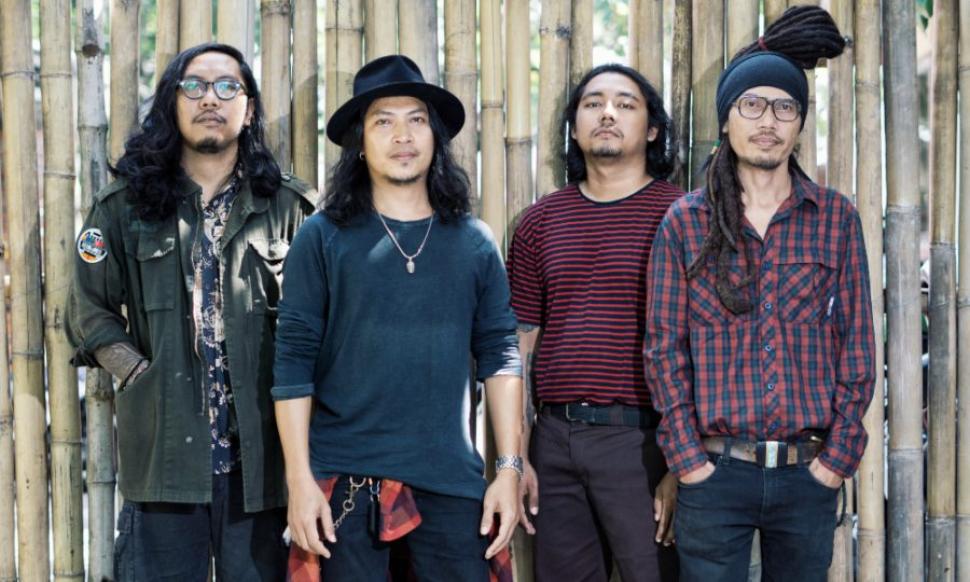 Navicula Bikin Tribute untuk Para Musisi Alternative Rock | SUPERLIVE