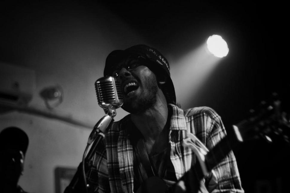 Vikri Rasta Menuju Album Kedua: Gelar Pertunjukan Musik Sederhana ...