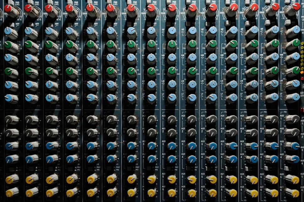 MENGENAL TERMINOLOGI DALAM SEBUAH MIXER | SUPERLIVE