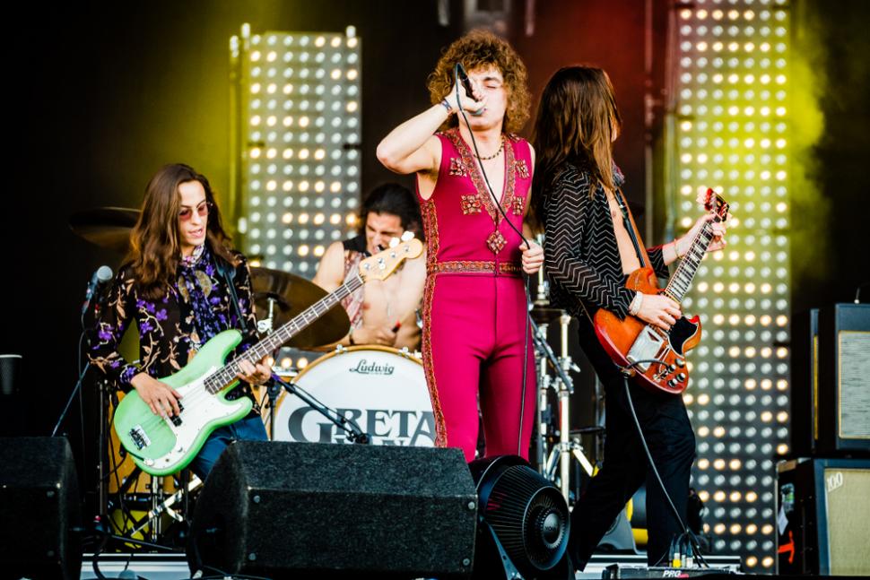 Ini Kumpulan Musik Rock yang Cocok Masuk Playlist Lo! | SUPERLIVE