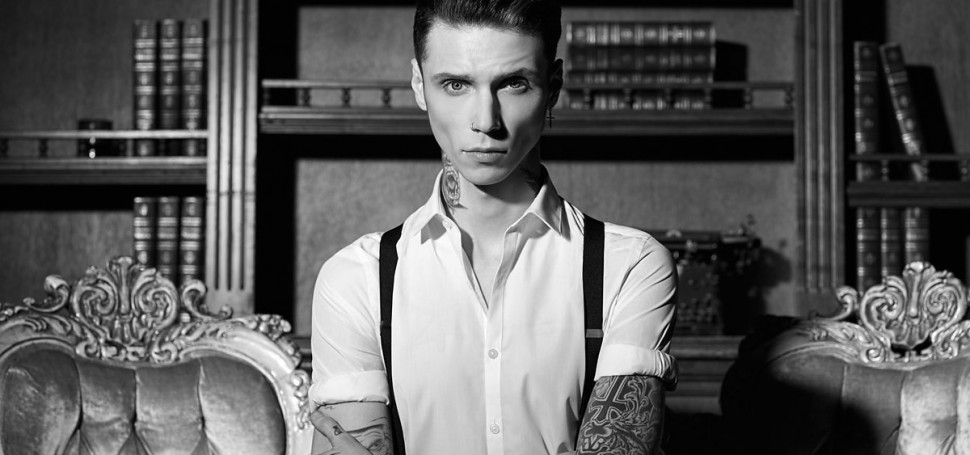 Andy Black Segera Rampungkan Buku dan Album Solo Kedua | SUPERLIVE