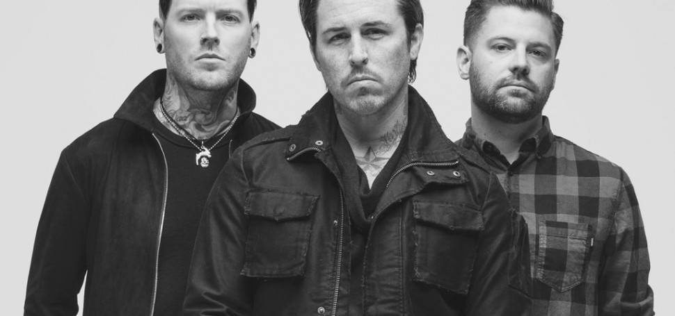 Kembalinya Eighteen Visions, Sang Pionir 'Fashioncore' | SUPERLIVE